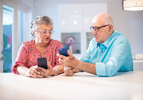 5 Reasons Seniors Struggle With Technology And How To Combat Them 5-reasons-seniors-struggle-with-technology-and-how-to-combat-them